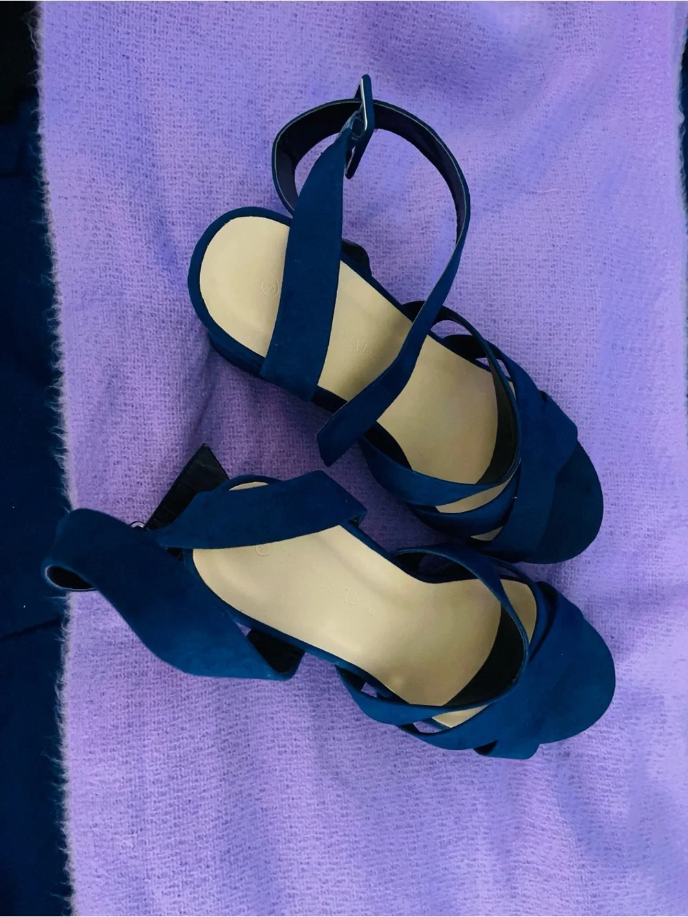 Wild Diva | Shoes | Nwot Wild Diva Navy Strappy Block Heel Sandals ...